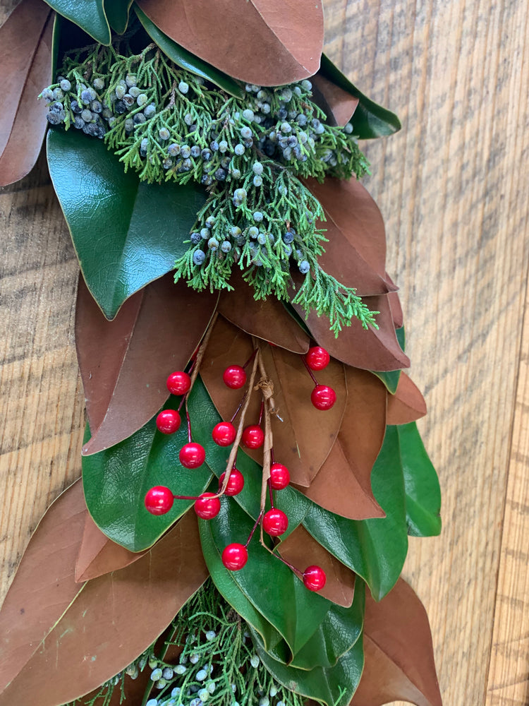 Magnolia, Blueberry Cedar, and Red Berries – The Garland Guy